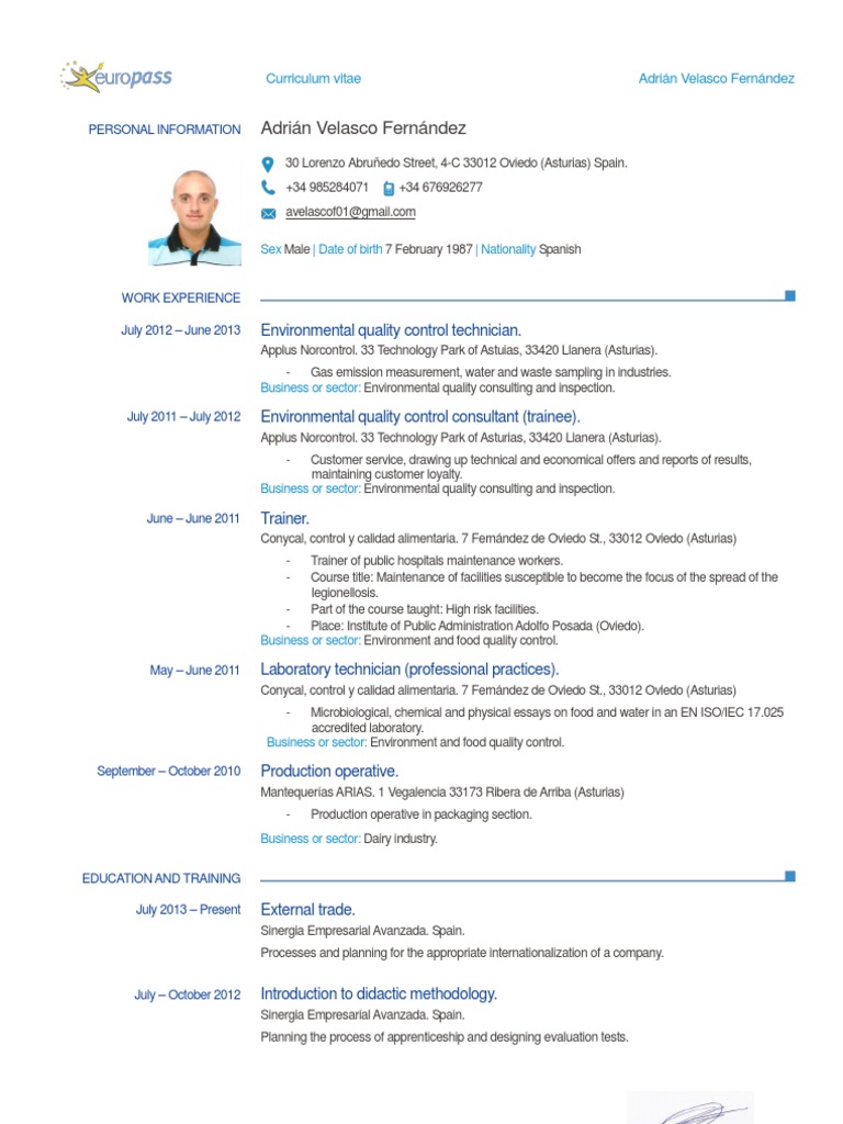 CV Adrián Velasco | Technology | Languages