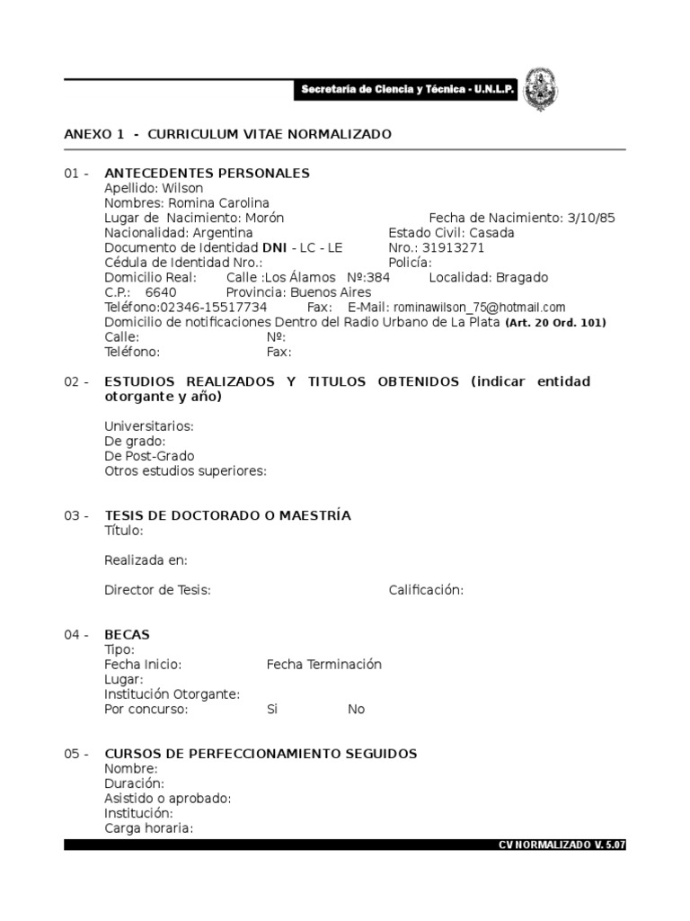 Modelo de cv normalizado_v57[1] (4).rtf | Academia | Ciencia