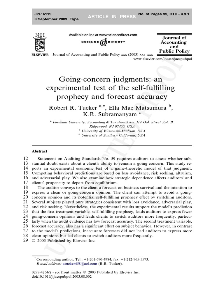 01-SSRN-Tucker (2003) Sudah Print | PDF | Going Concern | Audit