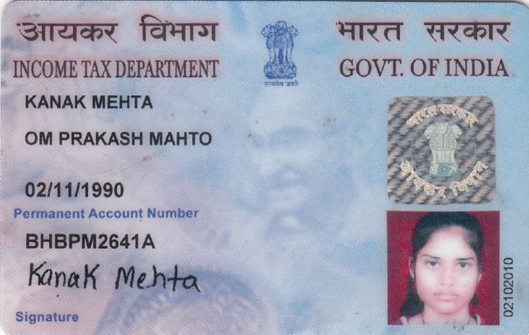 A PAN Card Application Document for Om Prakash Mahto Indicating ...