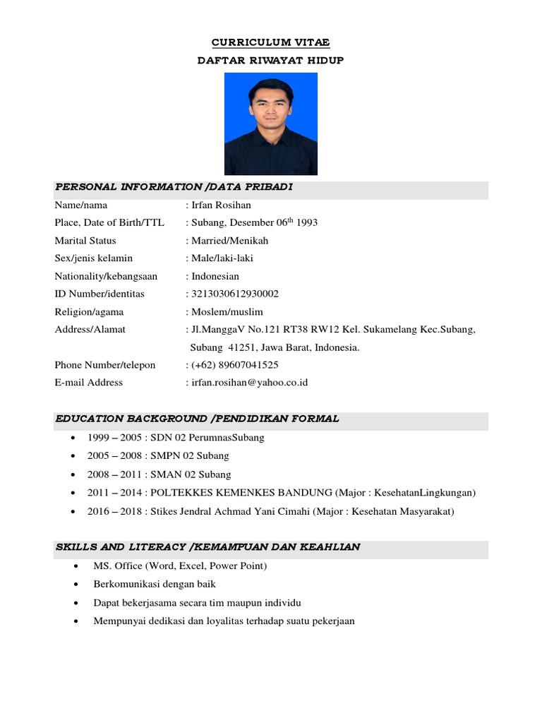Contoh Curriculum Vitae | PDF | Karier & Perkembangan | Pengembangan Diri