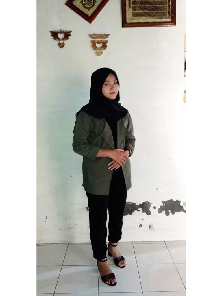 Contoh Foto Full Badan | PDF