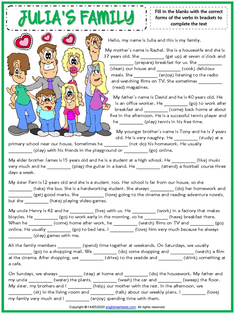 Present Simple - Julia's Family - HOMEWORK | PDF
