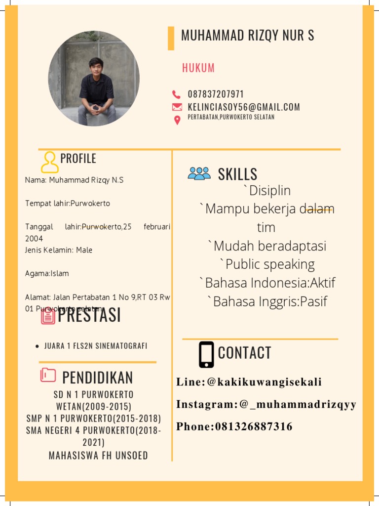 Minimal Multimedia Seniman Resume | PDF