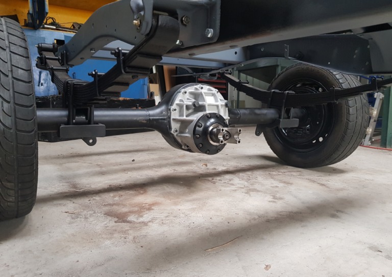 56 f100 Rear Axle With Oem Clamps | PDF