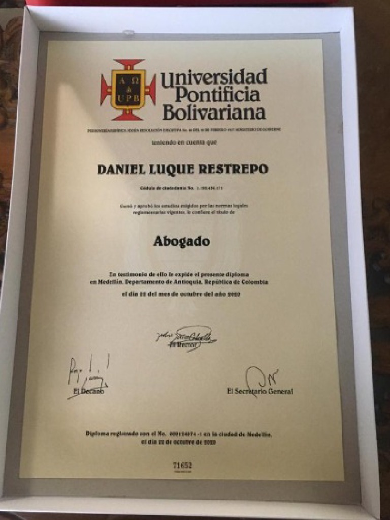 Diploma Universidad Pontificia Bolivariana | PDF