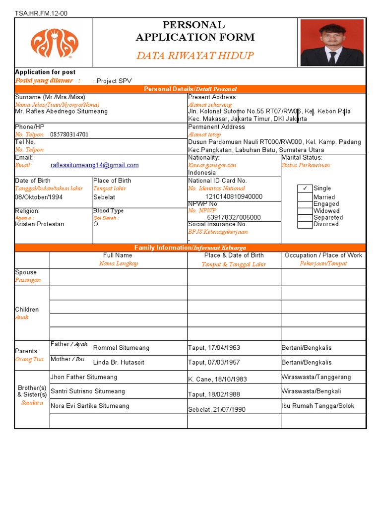Form Data Diri Pelamar Johnny Andrean Group | PDF