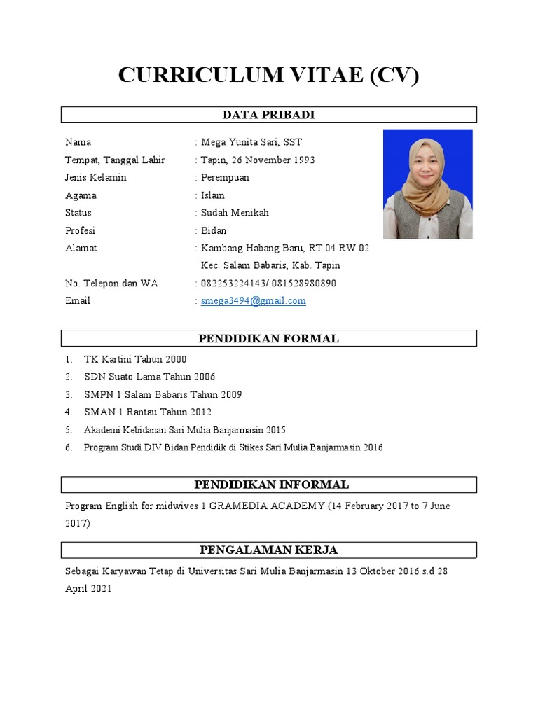 CV Mega Yunita Sari: Bidan Berpengalaman | PDF | Pengembangan Diri | Sains & Matematika