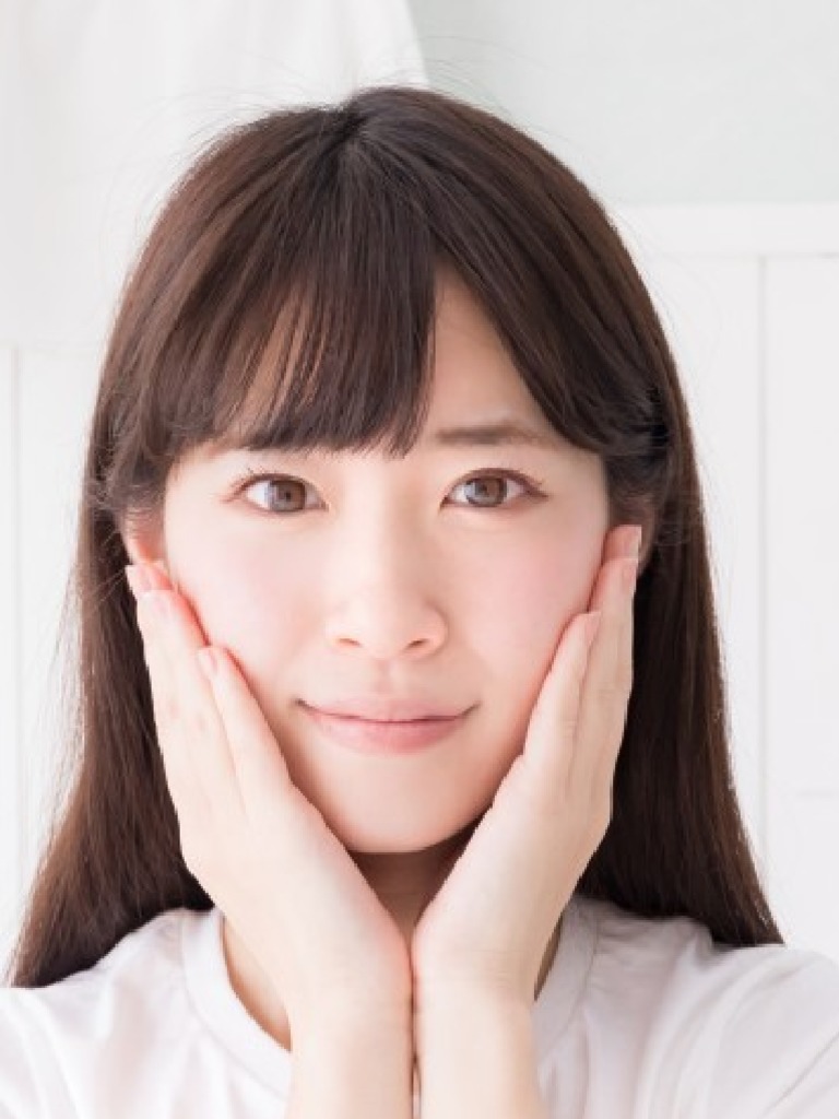 5 Steps To A Feminine Face | PDF | Eyebrow | Skin Care