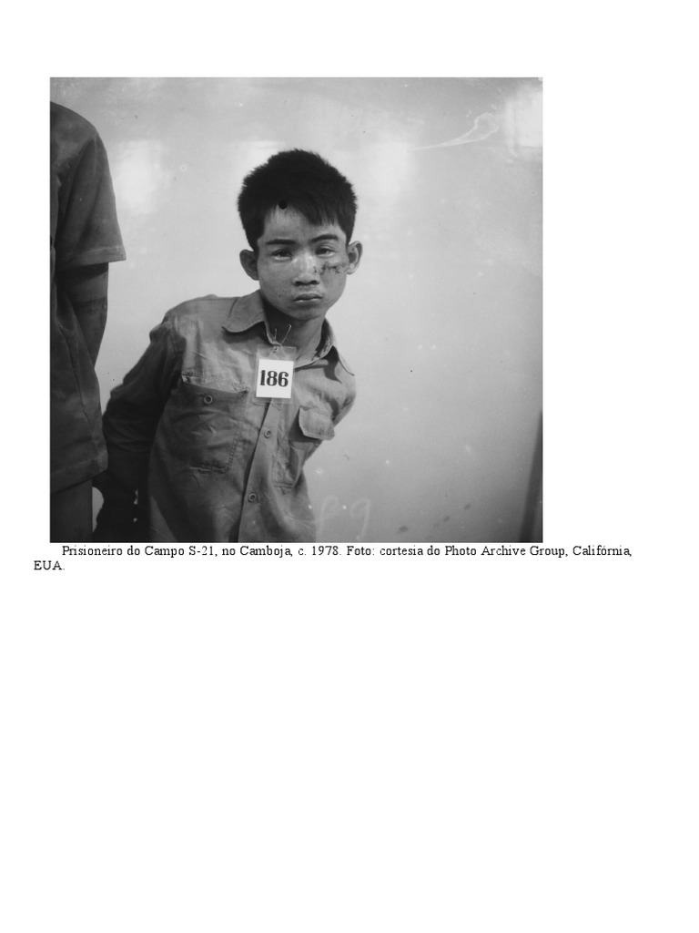 Fotos do Genocídio Cambojano no S-21 | PDF | Museu | Khmer Vermelho