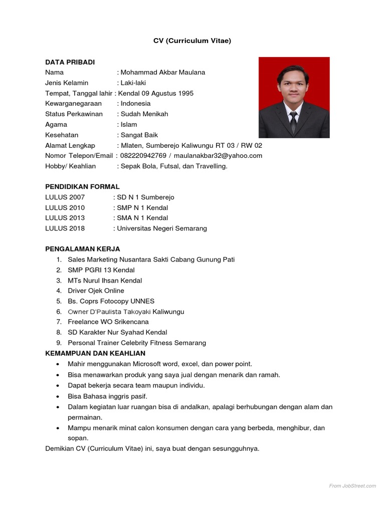 CV (Curriculum Vitae) : Data Pribadi | PDF | Karier & Perkembangan