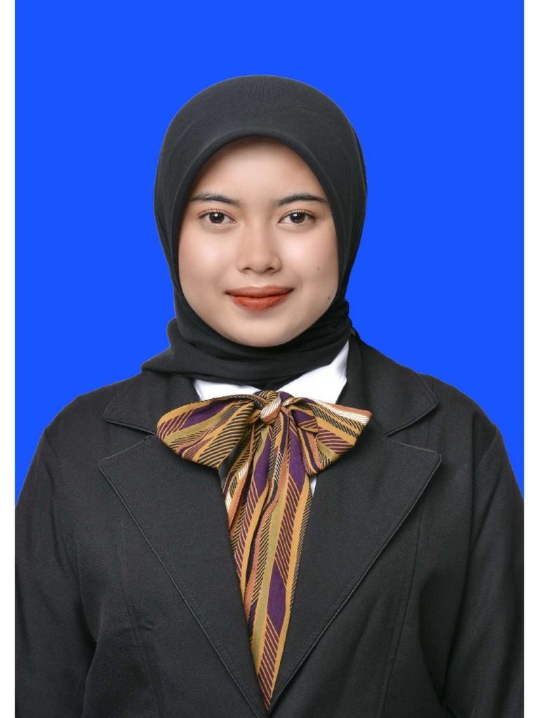 Foto Formal - Karin Gifa Ananta Sari | PDF