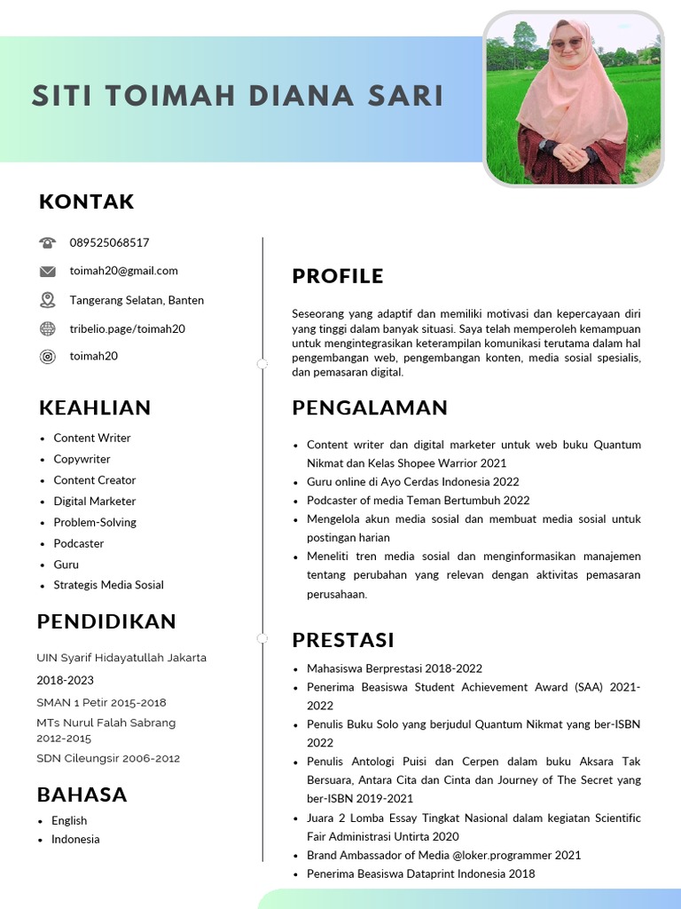 Profil Siti Toimah: Content Writer & Digital Marketer | PDF | Seni