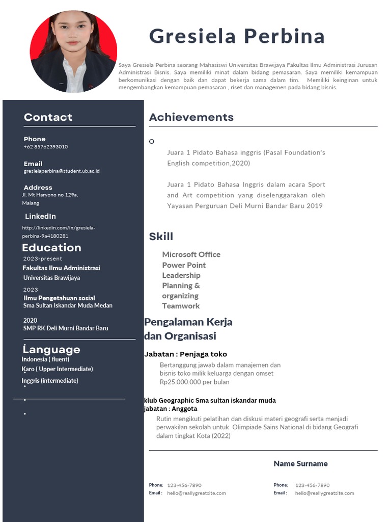 Black White Minimalist CV Resume | PDF