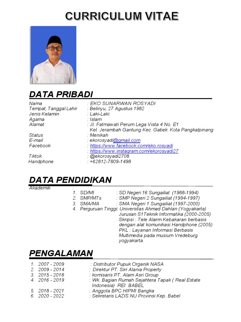 Data Pribadi Curiculum Vitae Eko | PDF