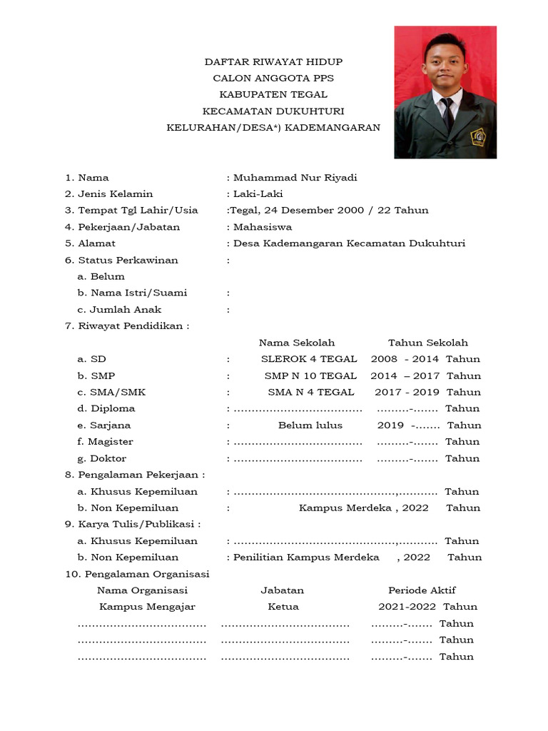 Daftar Riwayat Hidup Pps | PDF | Karier & Perkembangan
