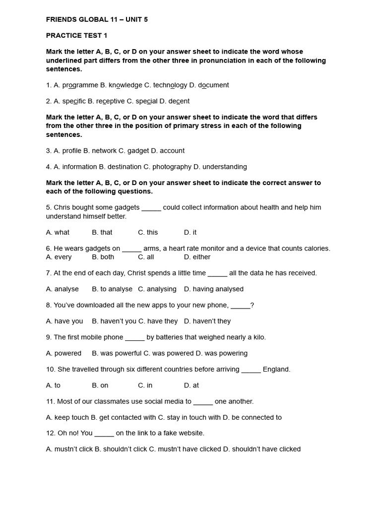 Friends Global 11 Unit 5 Practice Test | PDF | Contact Lens | Glasses