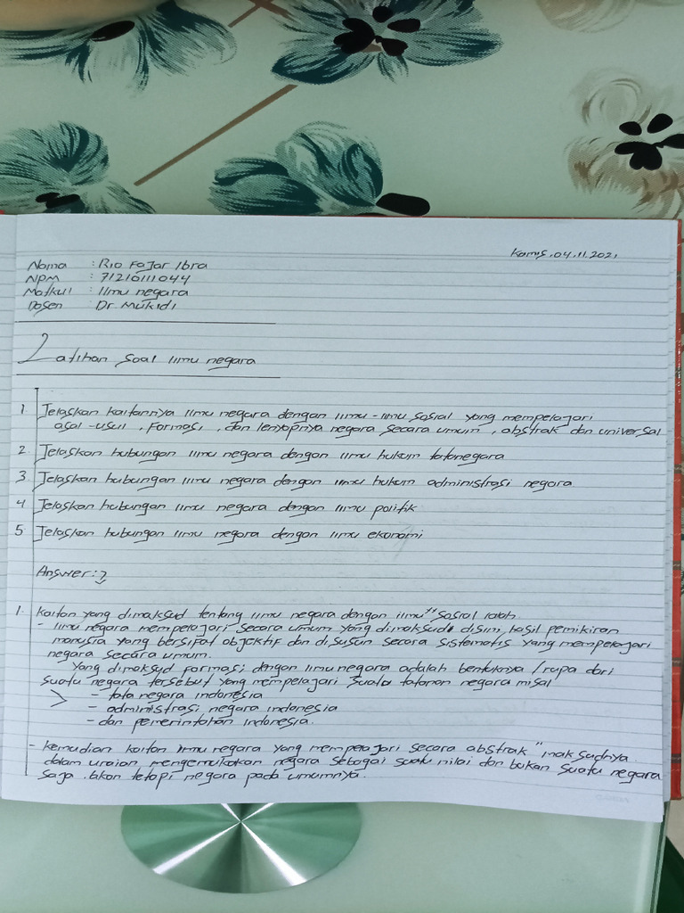 Soal Ilmu Negara - Nama RIO FAJAR IBRA - NPM 71210111044 | PDF