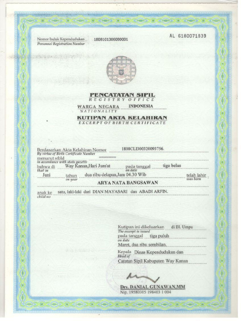 Akta Kelahiran Arya Nata Bangsawan | PDF