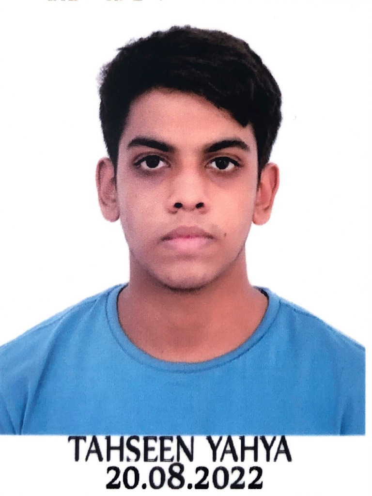 Tahseen Yahya Passport Photo | PDF