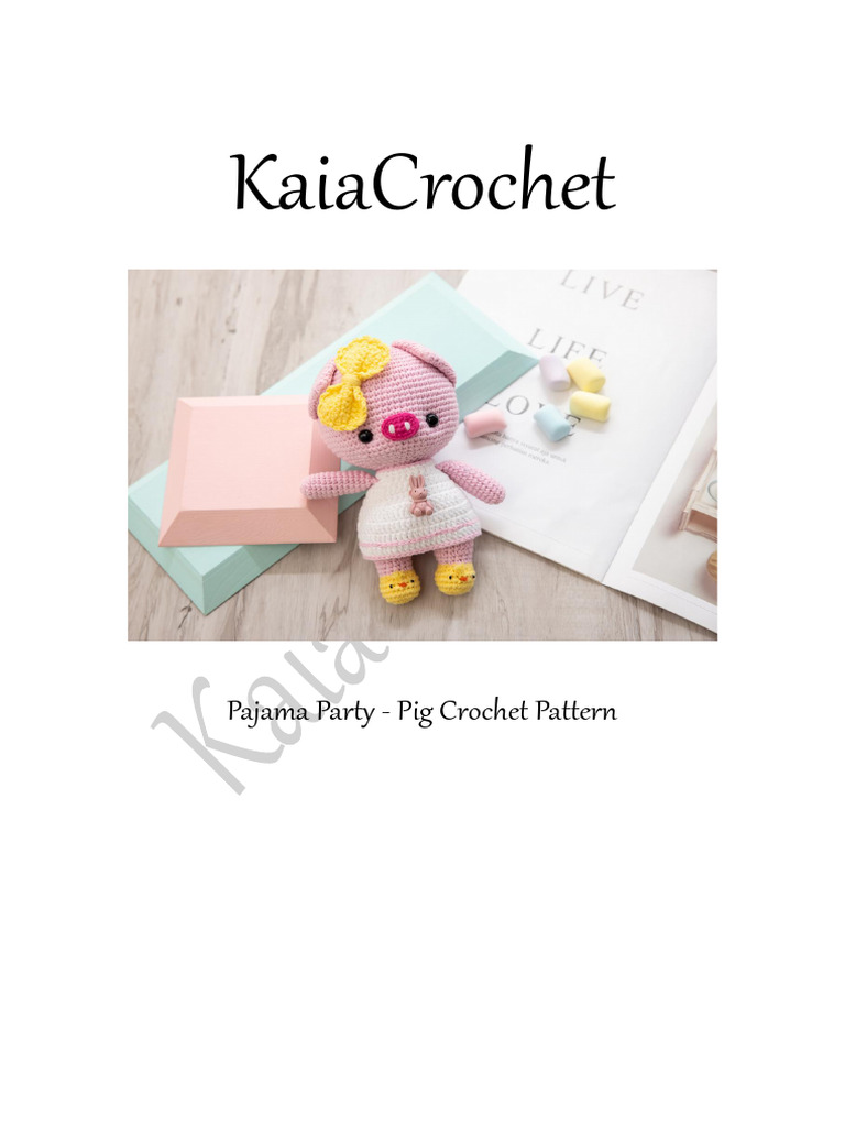Pajama Party Pig Crochet Pattern | PDF