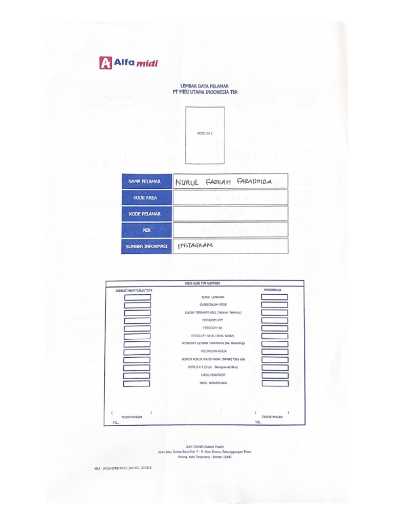 Contoh Data Pelamar Biru | PDF