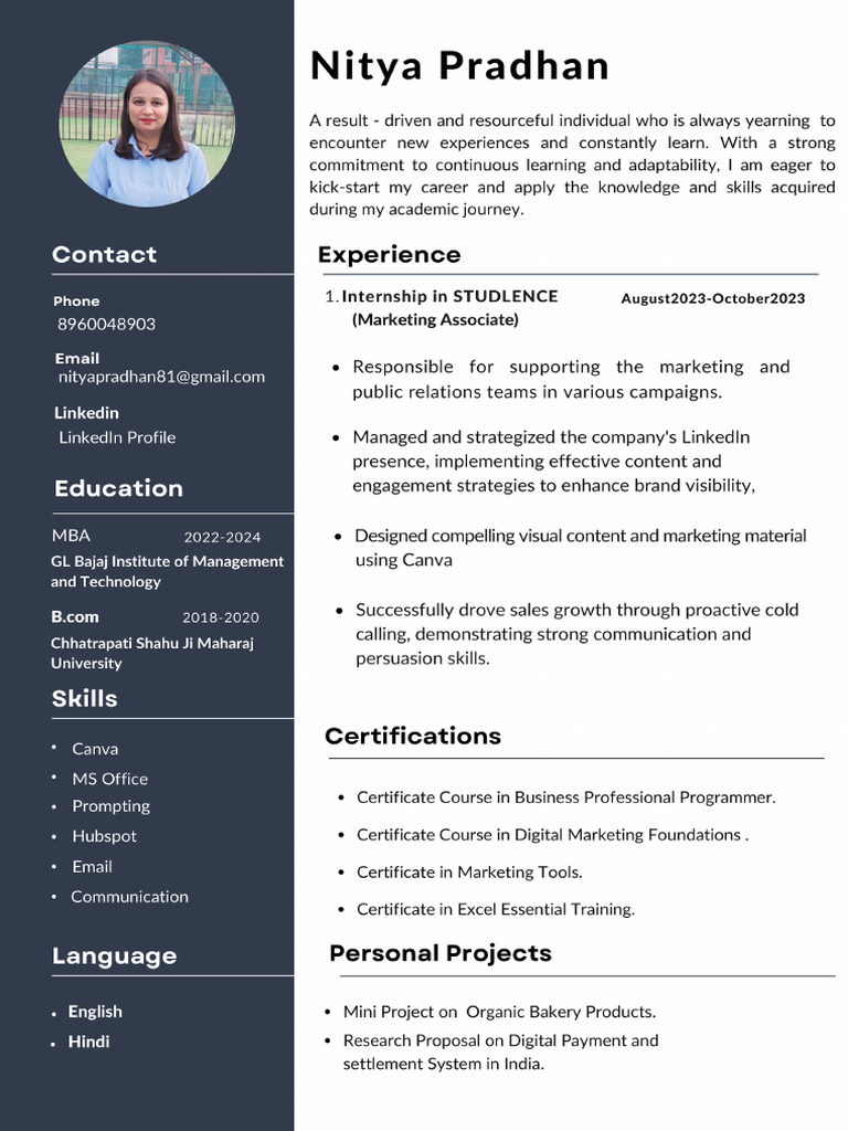 Black White Minimalist CV Resume | PDF