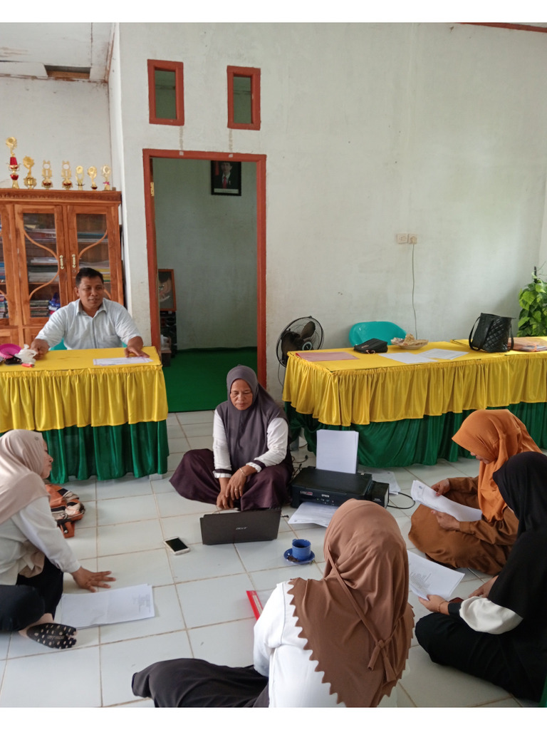 Penelaah Aksi Nyata Sejawat Rekan Guru Dan Kepala Sekolah | PDF