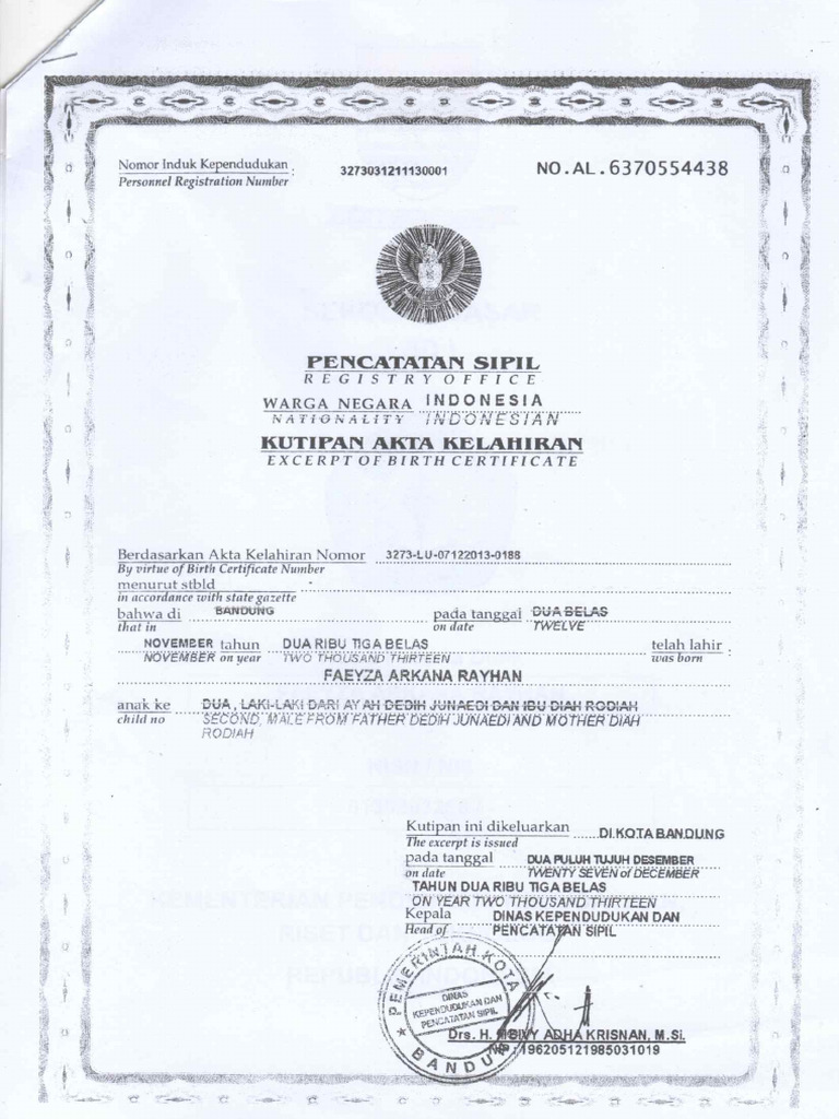 Akta Kelahiran Faeyza | PDF