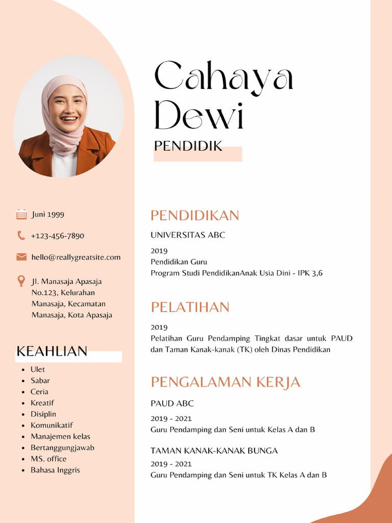 Minimalis Pastel CV Daftar Riwayat Hidup Guru Pendidikan Anak Usia Dini Paud TK | PDF