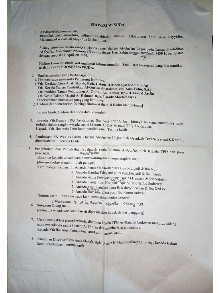 Prosesi Wisudà Anis Fatin | PDF