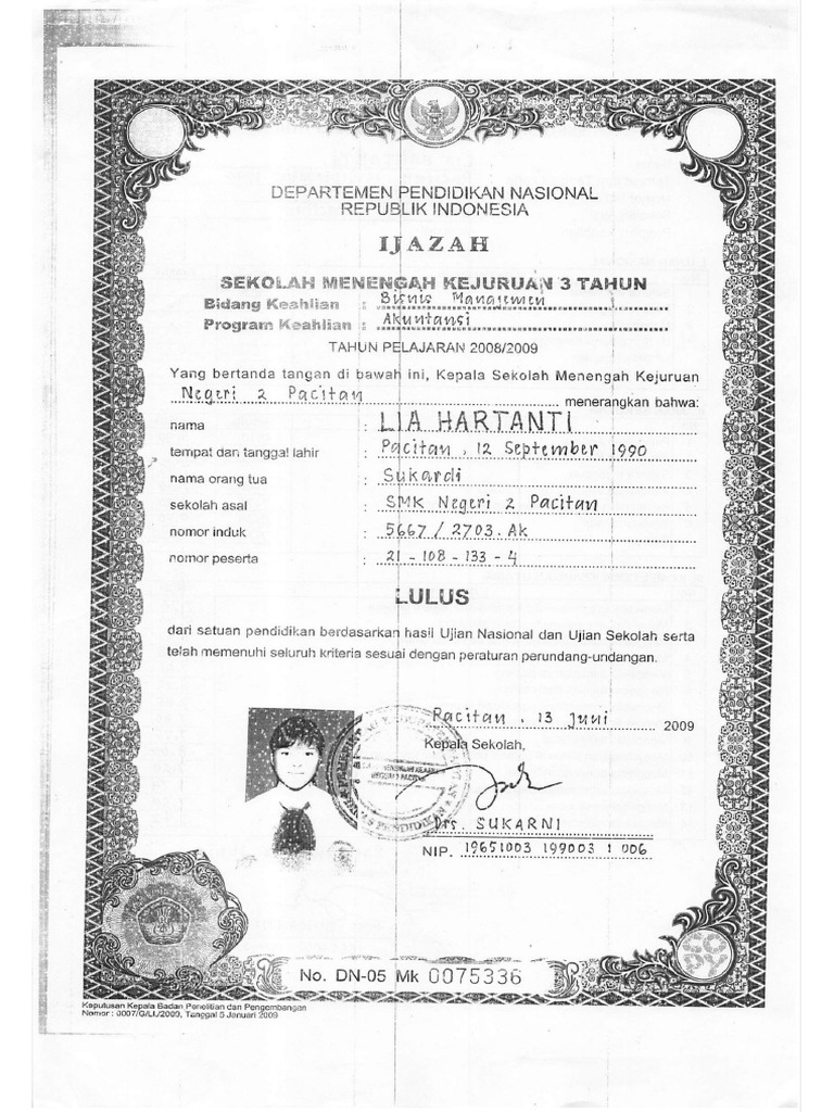 IJAZAH Lia Hartanti | PDF