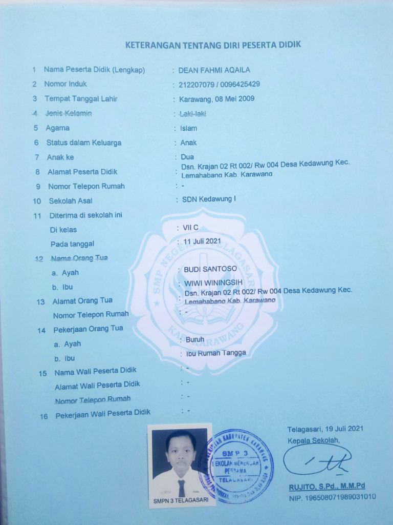 PASS FOTO RAPOT DEPAN - Dean Ni Genk | PDF