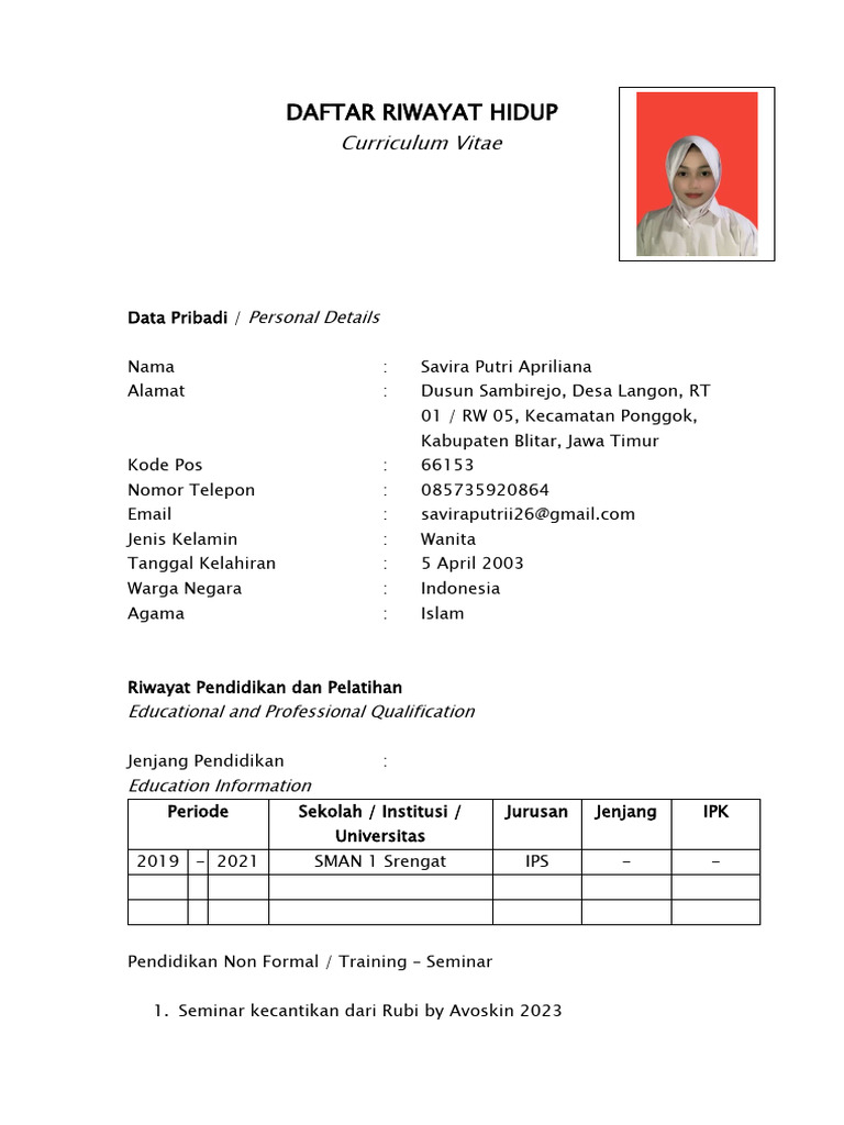 CV Savira Putri Apriliana 2023 | PDF | Karier & Perkembangan
