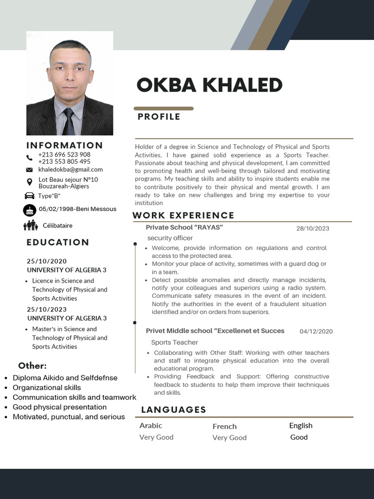 Copie de White Simple Graphic Designer CV Resume | PDF