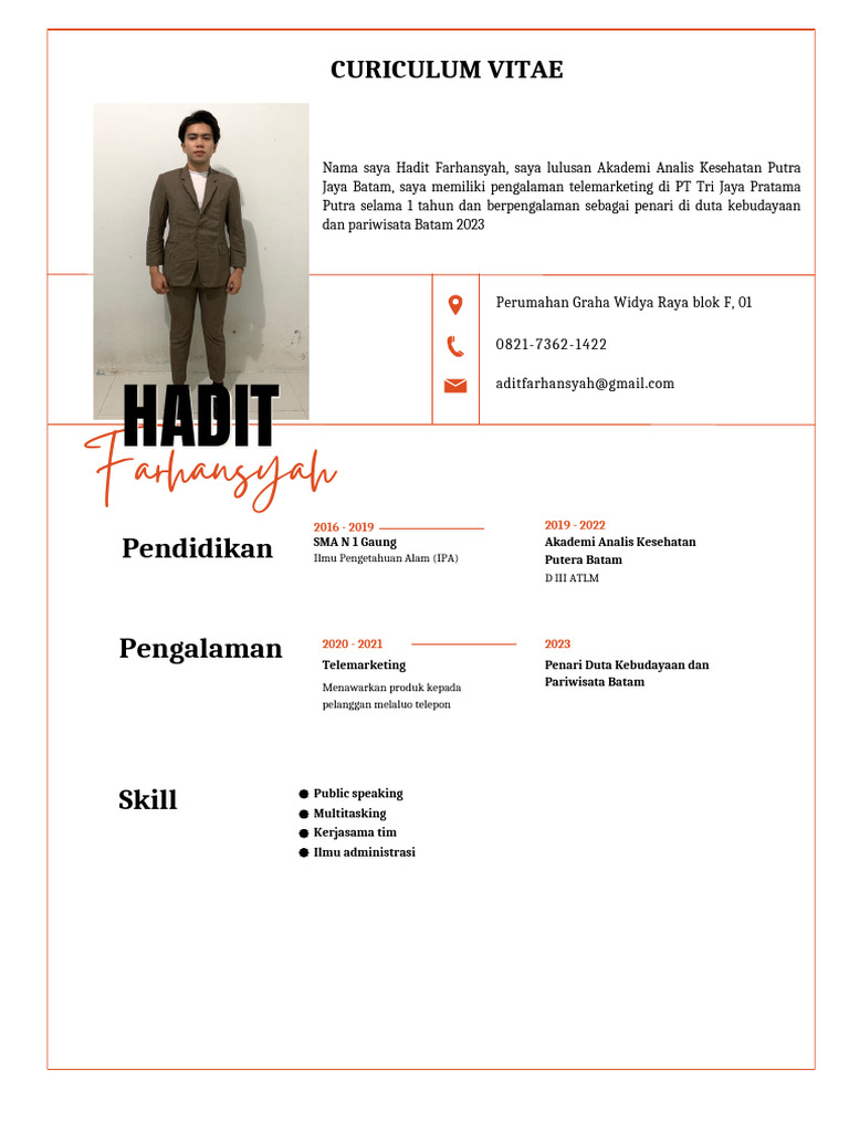 Oranye Minimalis Curriculum Vitae Lulusan Baru Resume | PDF