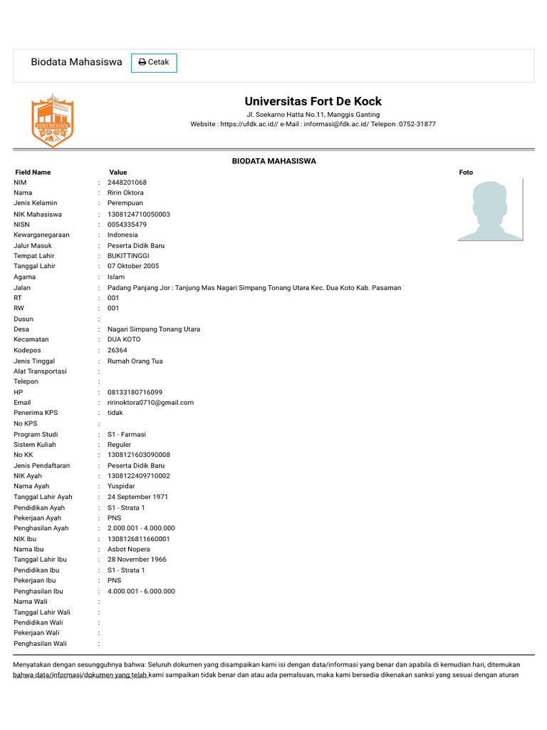 Biodata Mahasiswa Ririn Oktora | PDF