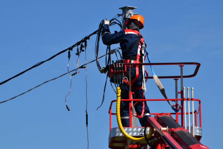 Power Grid Staff Scaled | PDF