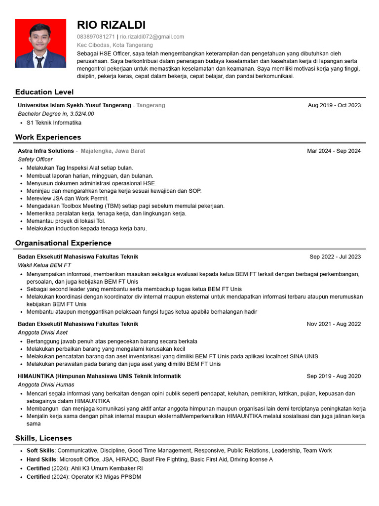 Resume CV Rio Rizaldi New | PDF | Karier & Perkembangan | Bisnis