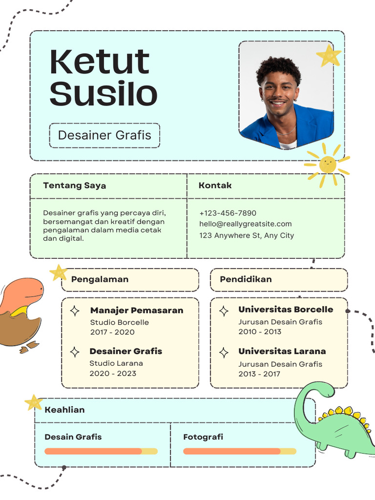 CV Resume Desainer Grafis Imut Biru | PDF | Karier & Perkembangan | Seni
