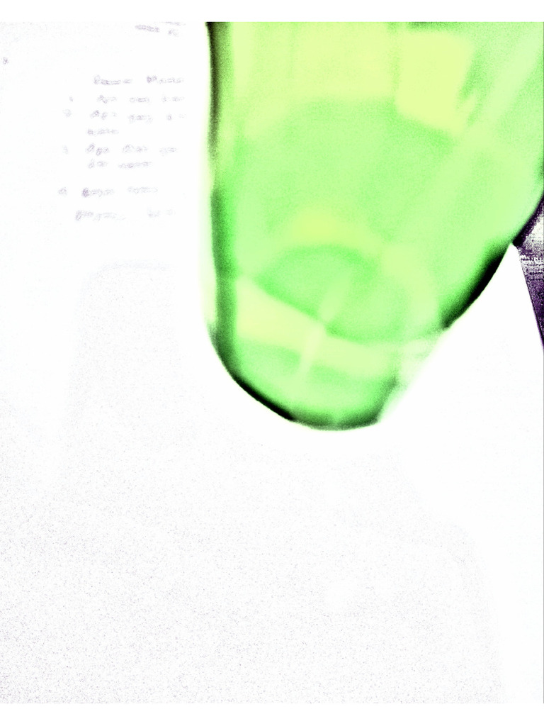 Konsep Botol Hijau Di Atas Kertas Putih | PDF