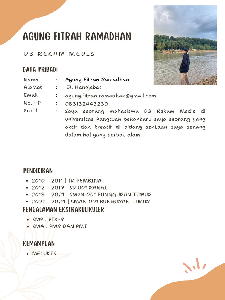 Putih Krem Organic Shape CV Resume Template | PDF