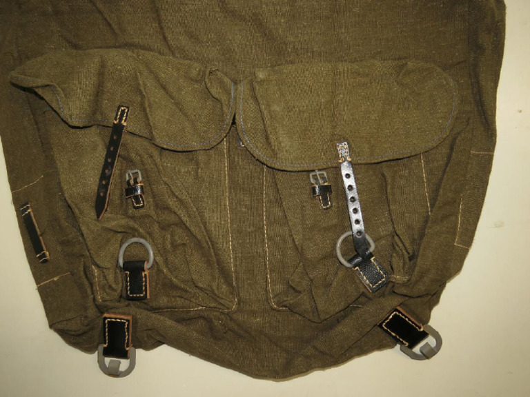wehrmacht-waffen-ss-backpack-mint-unmarked-10969-2 | PDF