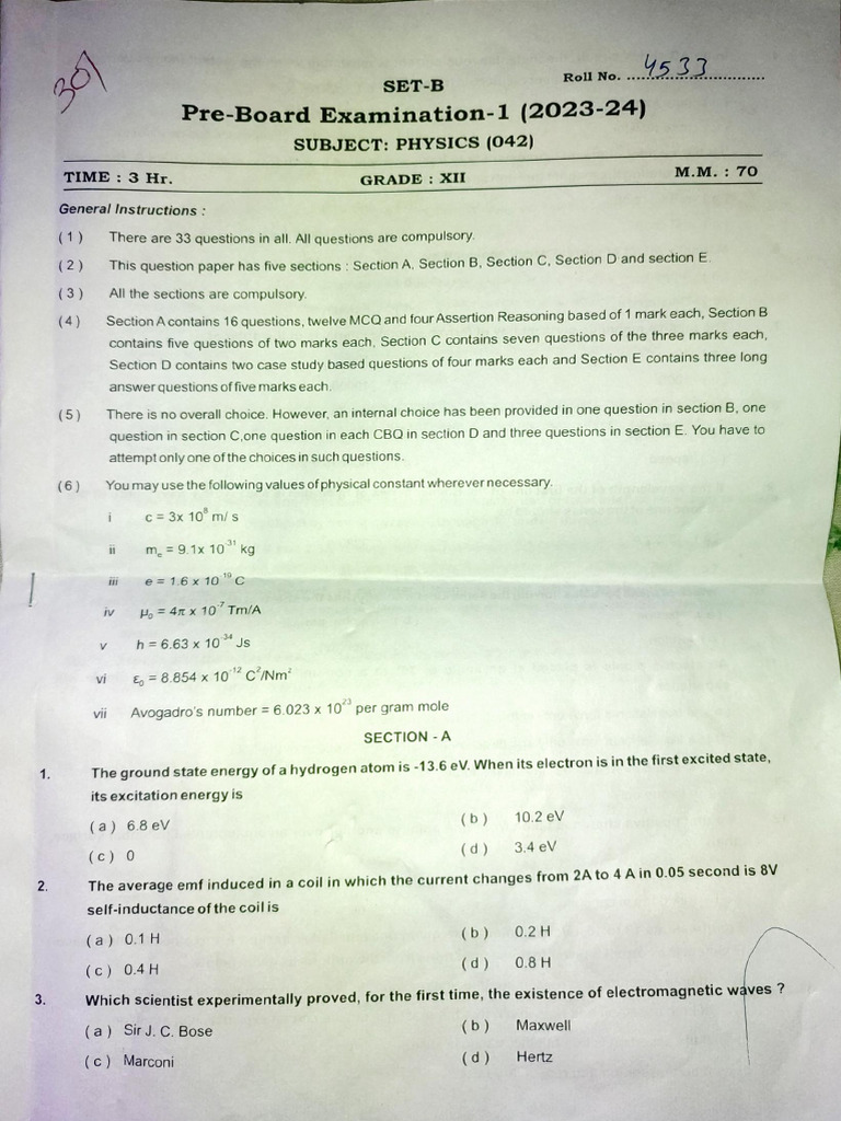 Prapti Chauhan (Phys Pre Board) | PDF