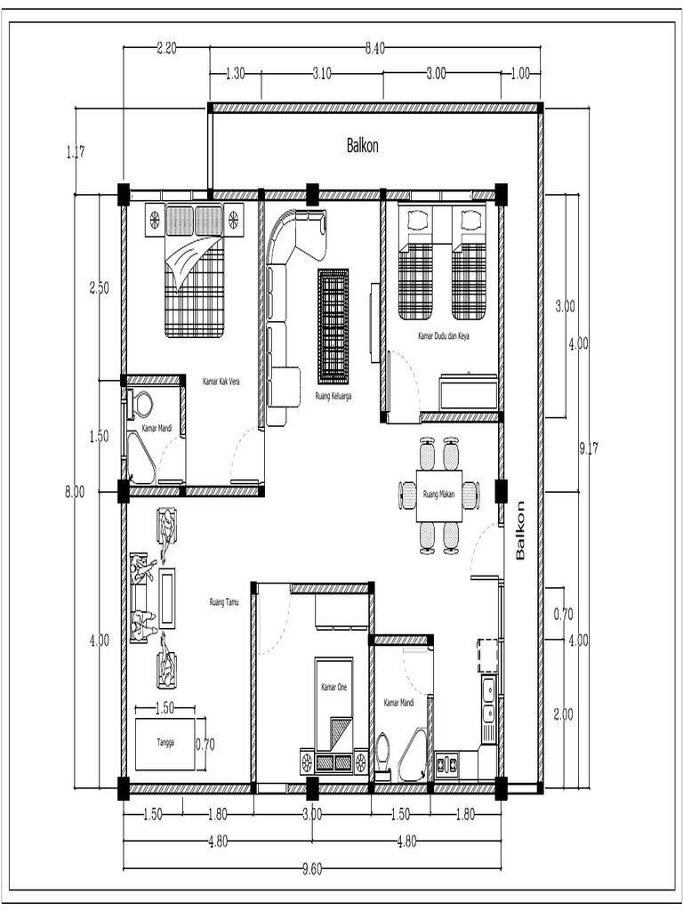 Denah Rumah dengan Balkon dan Ruang Keluarga | PDF