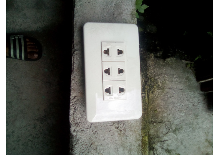 3 Gang Outlet | PDF