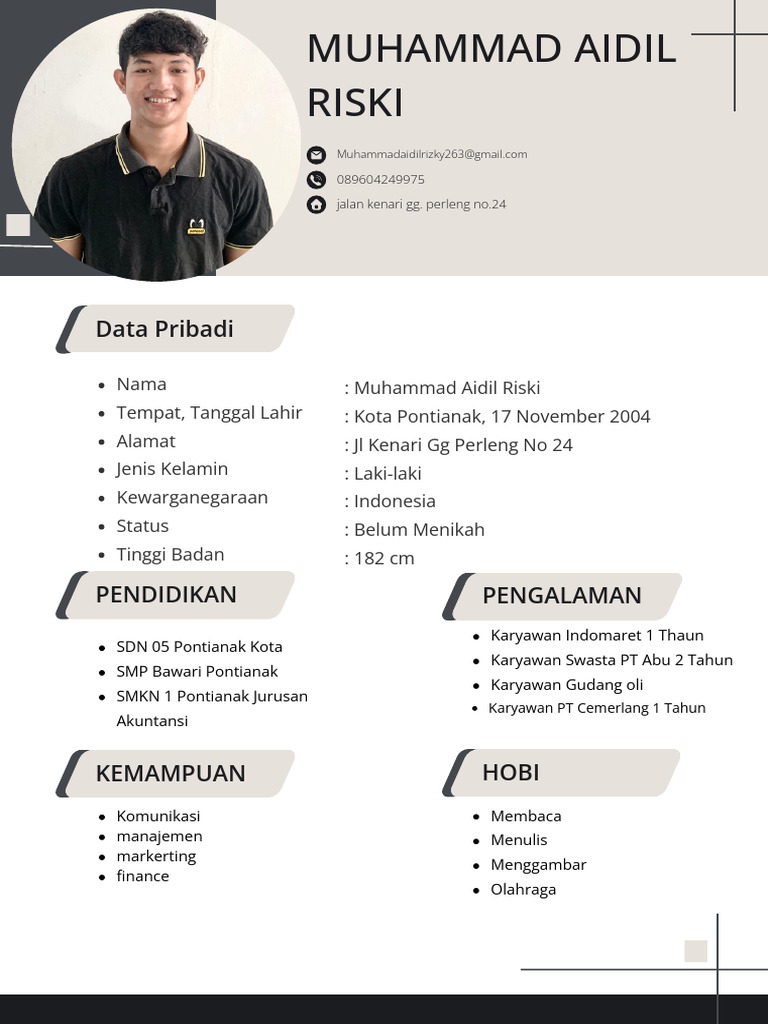 Putih Abu Abu Modern CV Resume Riwayat Hidup | PDF