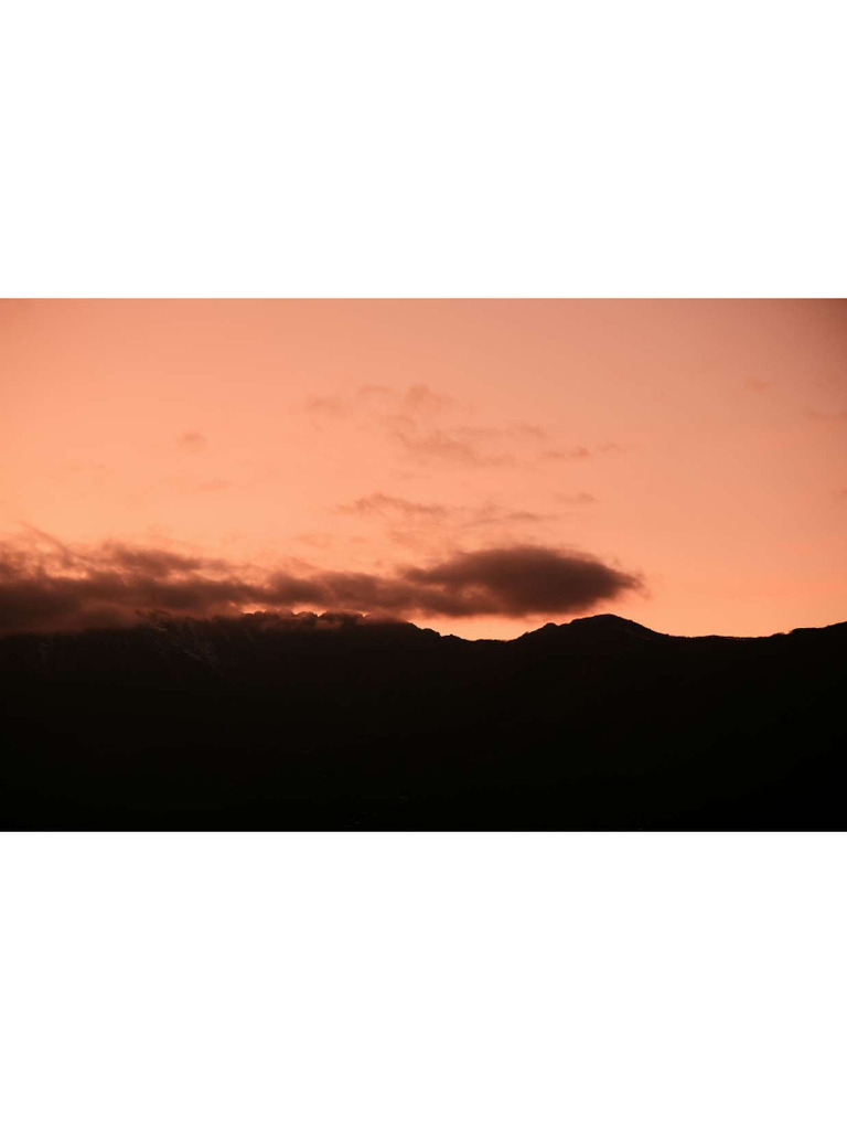 Claudio Schwarz d VYj8A JQ8 Unsplash | PDF