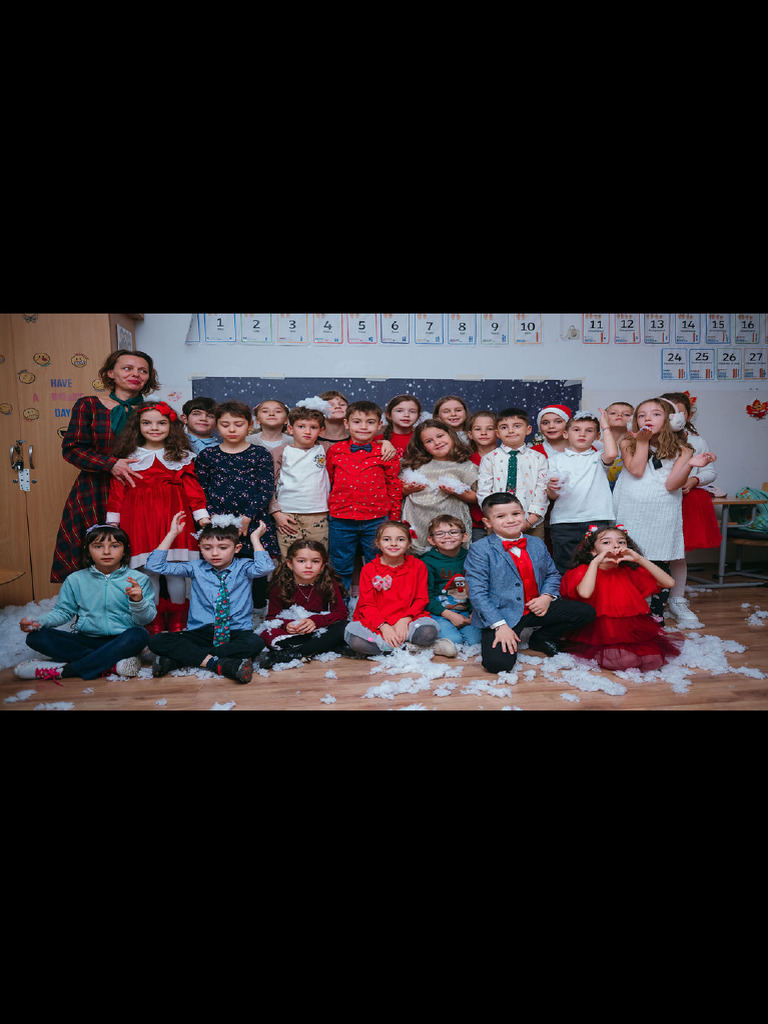 Clasa I-A, Scoala 149 by Alexandra Chioveanu - Fotograf de Familie | PDF