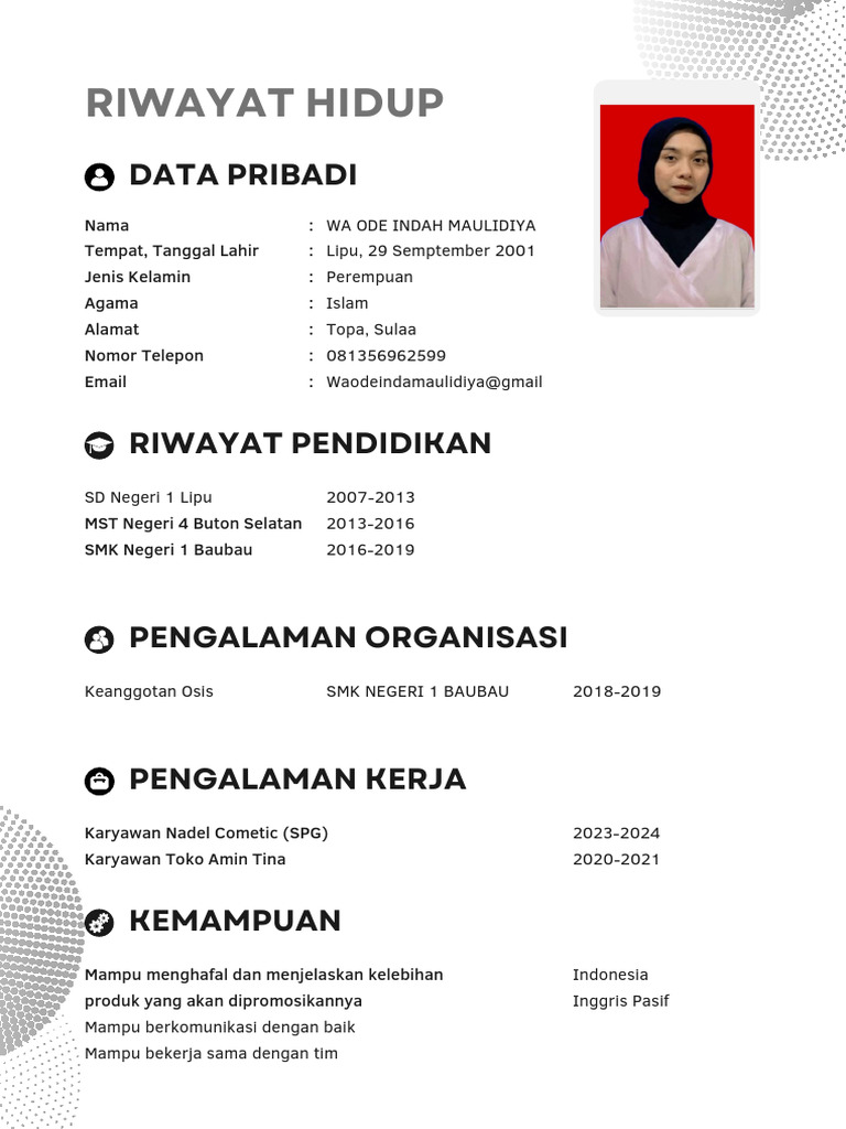 Putih dan Abu-abu Abstrak Moderen Riwayat Hidup_20240718_150954_0000 | PDF